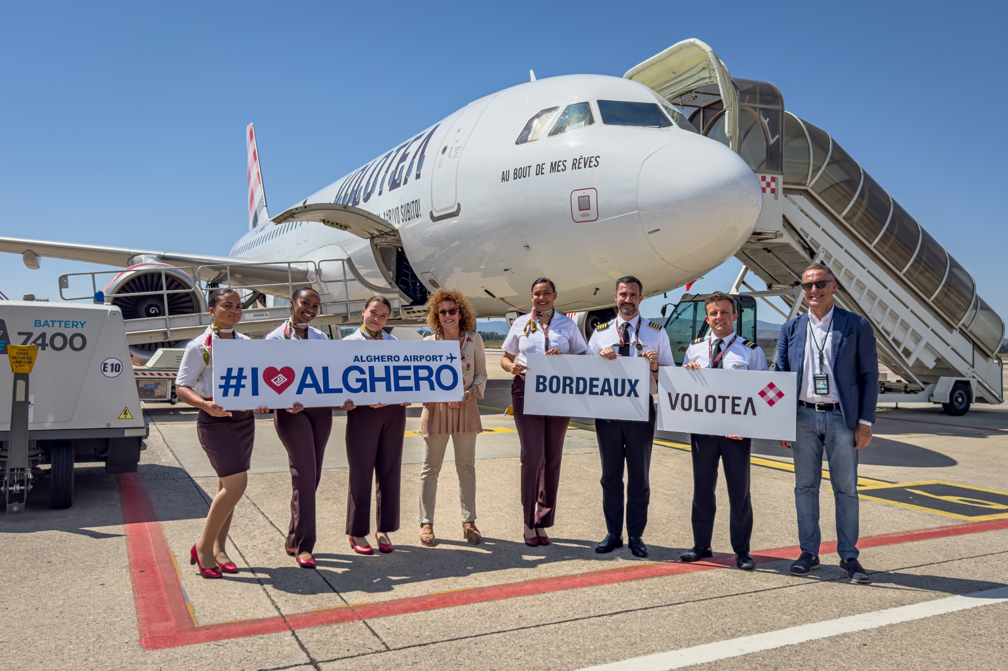 ALGHERO ACCOGLIE IL PRIMO VOLO VOLOTEA DA BORDEAUX | Aeroporto di Alghero